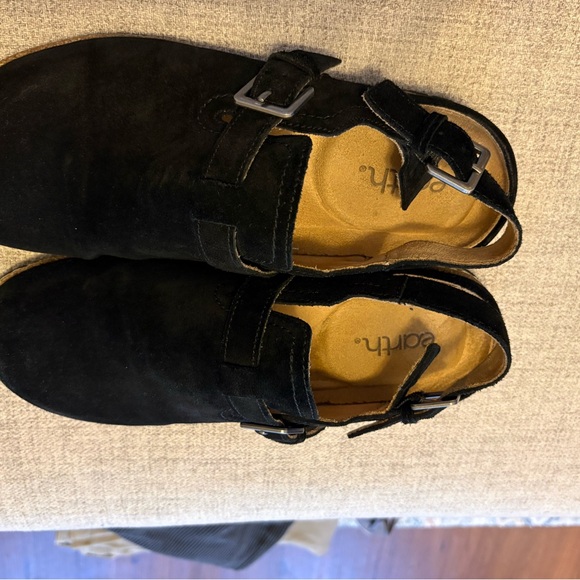 Earth | Shoes | Earth Black Velvet Clogs | Poshmark